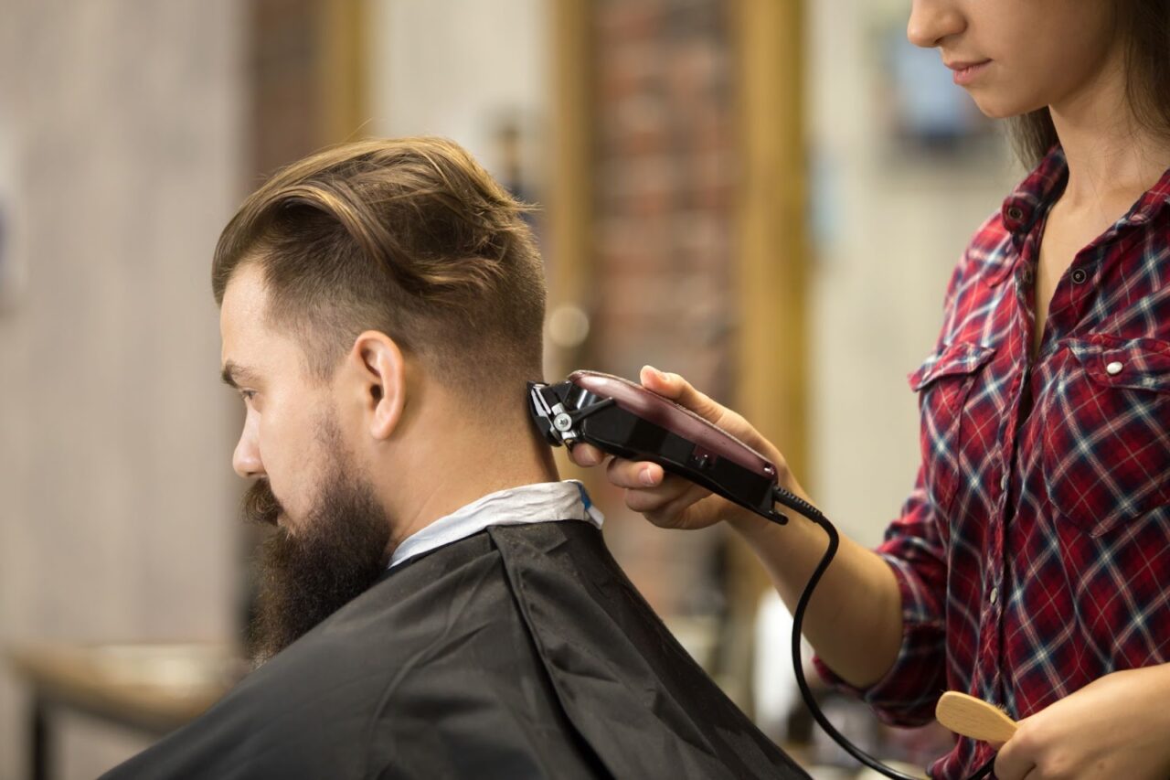 Men’s Haircut Tips: Beginner Barber Guide For Future Barbers